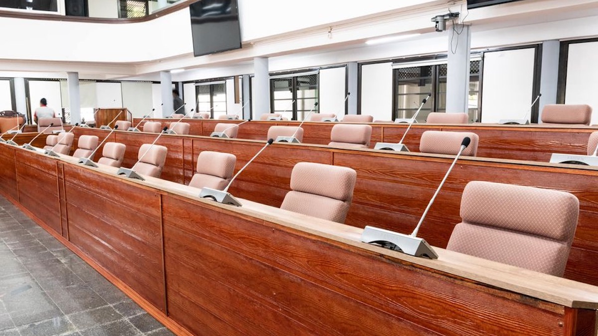 DNA-leden willen spoeddebat: "Waar is het overzicht van de ...