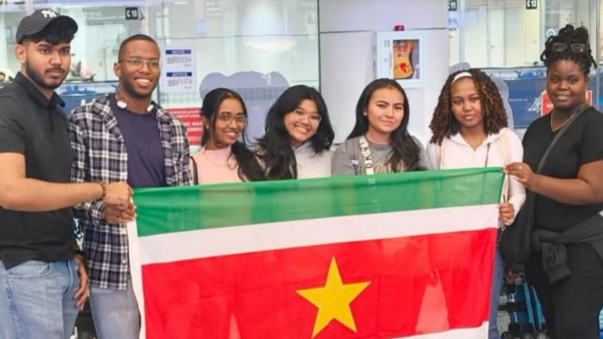 Zeven studenten uit Suriname gestart aan Universiti Teknologi PETRONAS ...