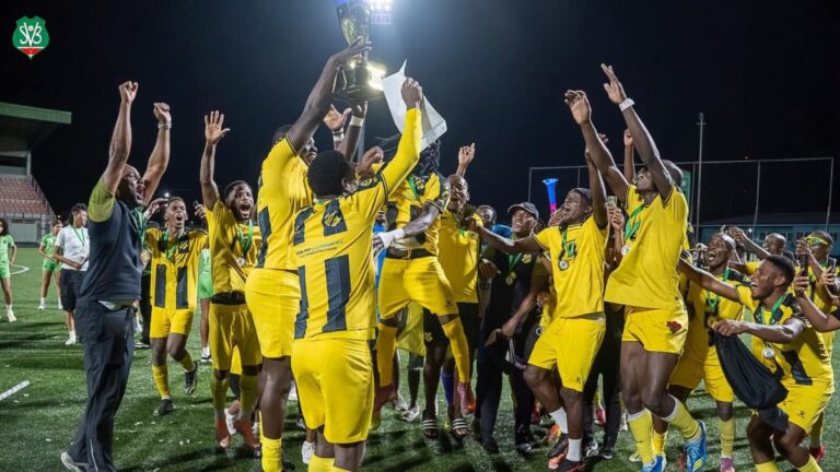 Voorwaarts bekerkampioen van Suriname - Waterkant
